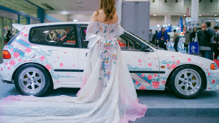 The Beauty of Java Sakura: Perpaduan Elegan Batik dan Sakura di Osaka ...